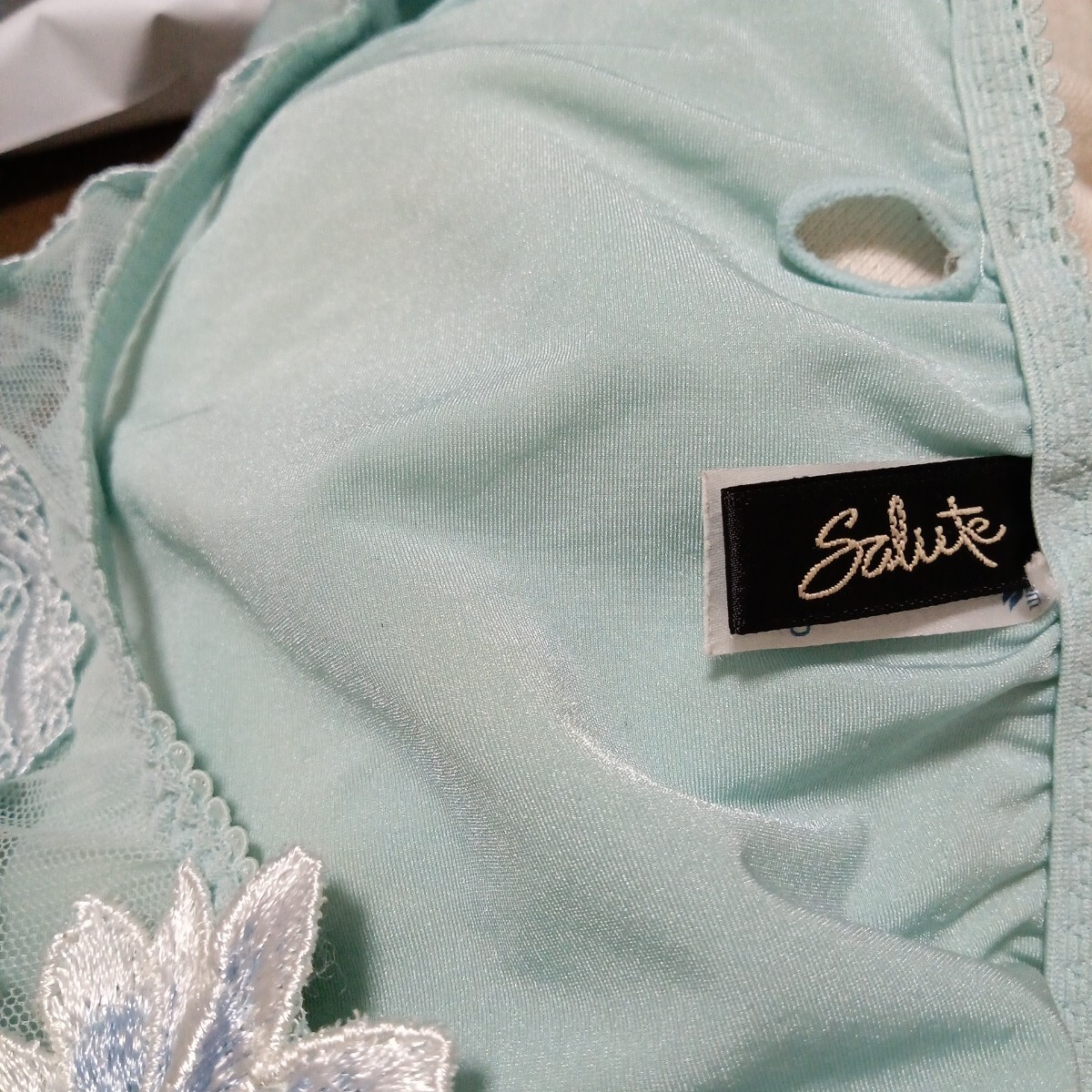 Yahoo!オークション - Salut ショーツM 匿名配送