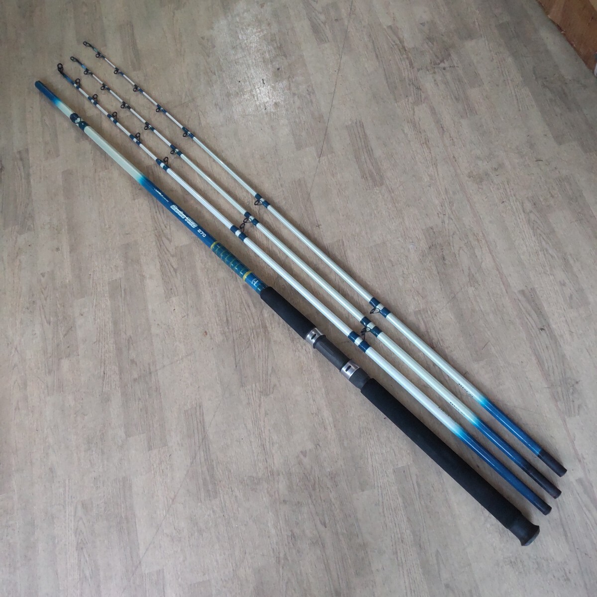 Yahoo!オークション - 101111 SZM Marine TRiO 270 釣竿