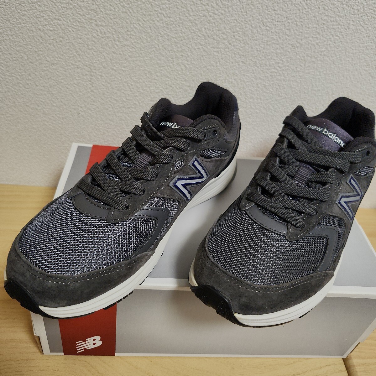 Yahoo!オークション - ニューバランス MW880 4E MB3 自宅保管品