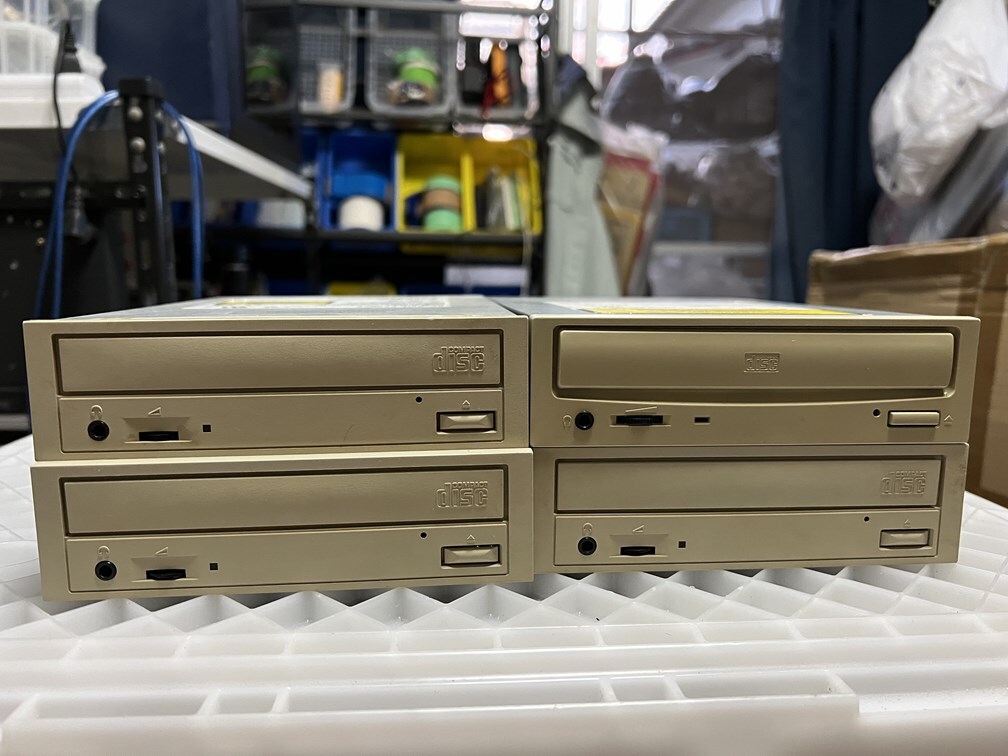 Yahoo!オークション - PC-9821 CD－ROM_4台 セット