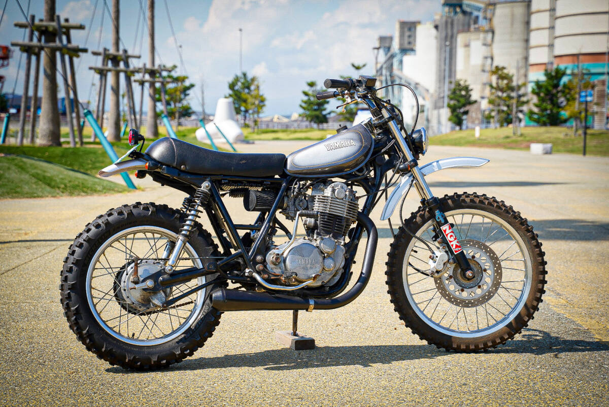 Yahoo!オークション - YAMAHA SR400 VMX トラッカー 車検あり