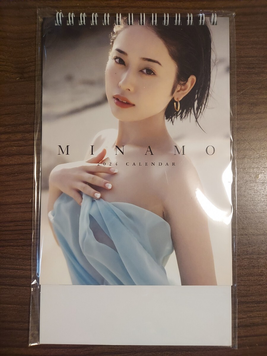 Yahoo!オークション - MINAMO 2024年 卓上 カレンダー 水着 セクシー ...