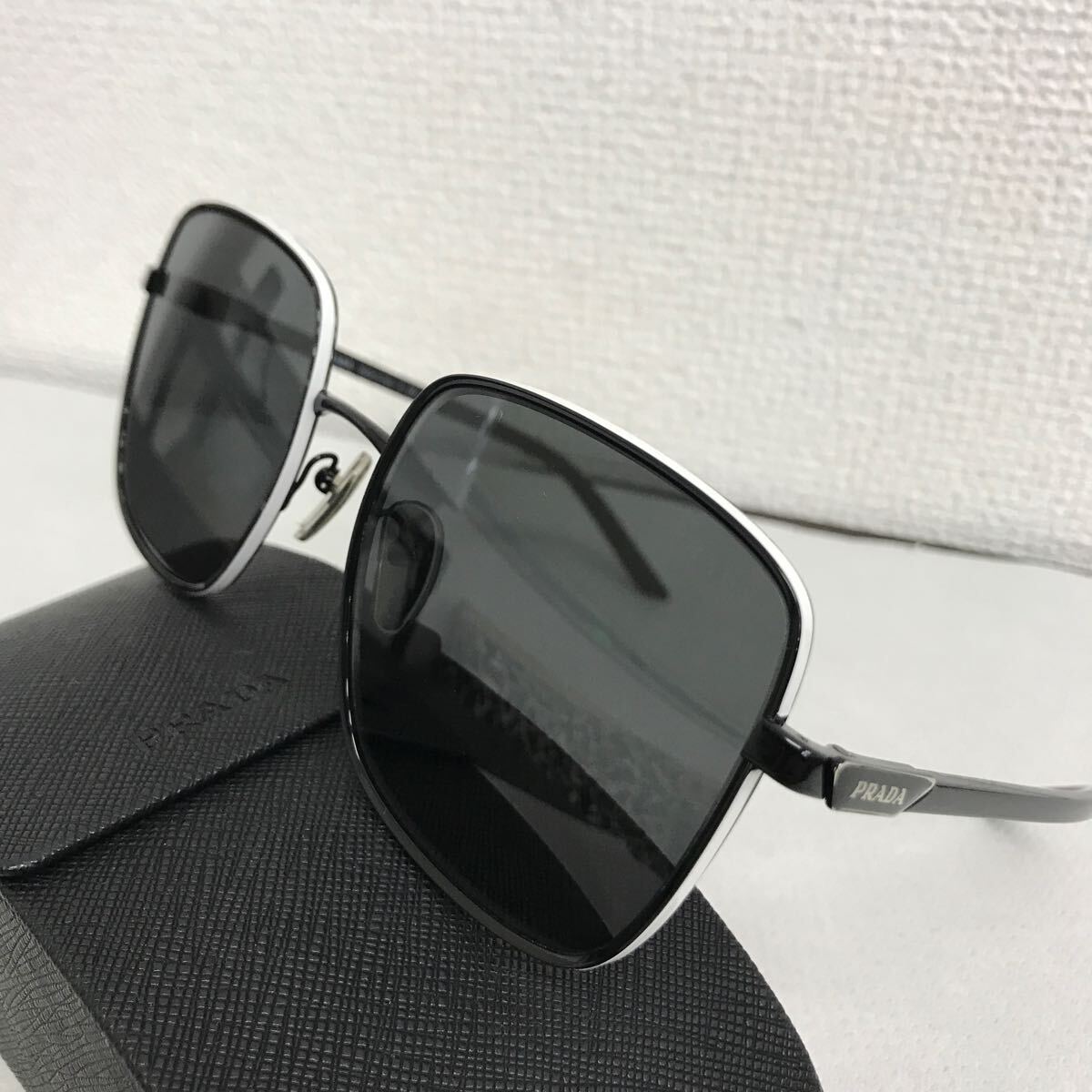 WA19】美品☆PRADA/プラダ/ サングラス SPR55Y 1AB-5S0 スクエア WA19】美品☆PRADA/プラダ/ サングラス SPR55Y 1AB-5S0 スクエア