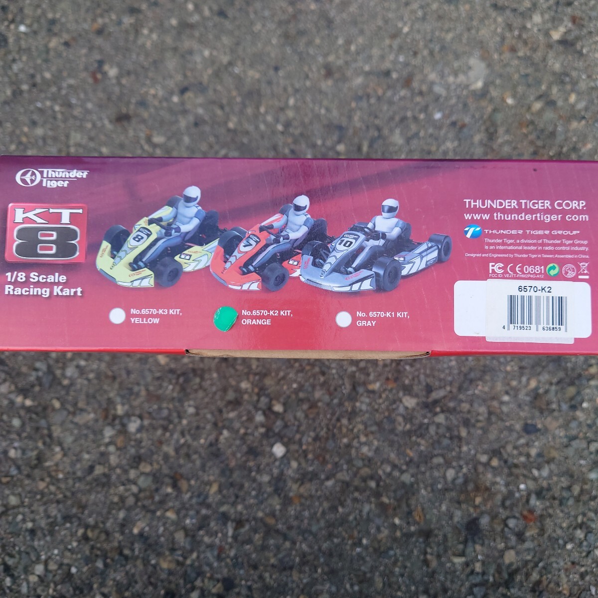 Yahoo!オークション - 蔵出し 絶版 レーシングカート KT8 サンダータイ...