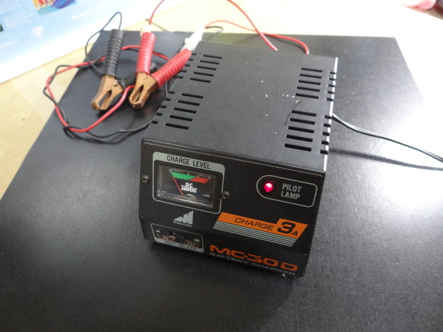 Yahoo!オークション - kh00235 BATTERY CHARGER バッテリー充電器 MC-3...