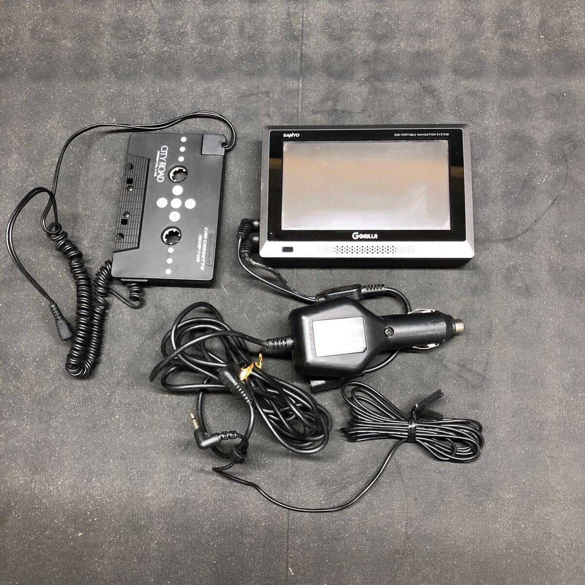 Yahoo!オークション - H1449 SANYO GORILLA ポータブルナビゲーション ...