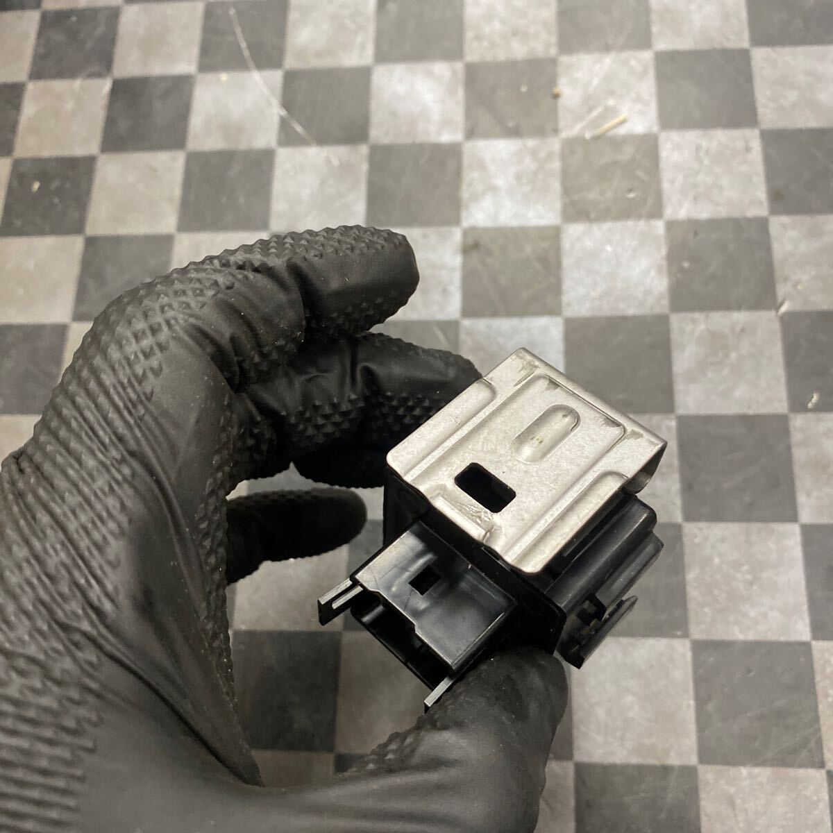 Yahoo!オークション - ウインカーリレー ジムニー JB23 4型