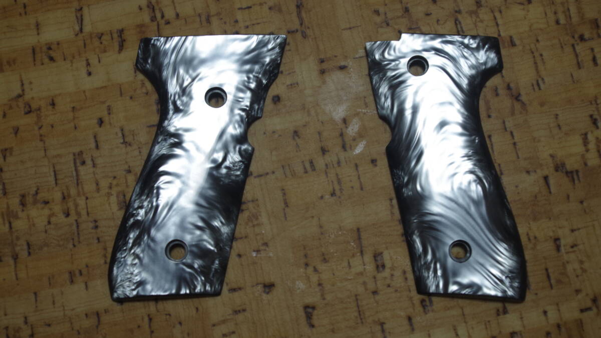 Yahoo!オークション - AJAX ベレッタM92用グリップ