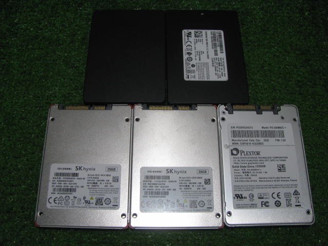 KA5646/2.5インチSSD 5台/SK hynixなど 256GB 4台 240GB 1台(256GB～)｜売買されたオークション情報、yahooの商品情報をアーカイブ公開 ...