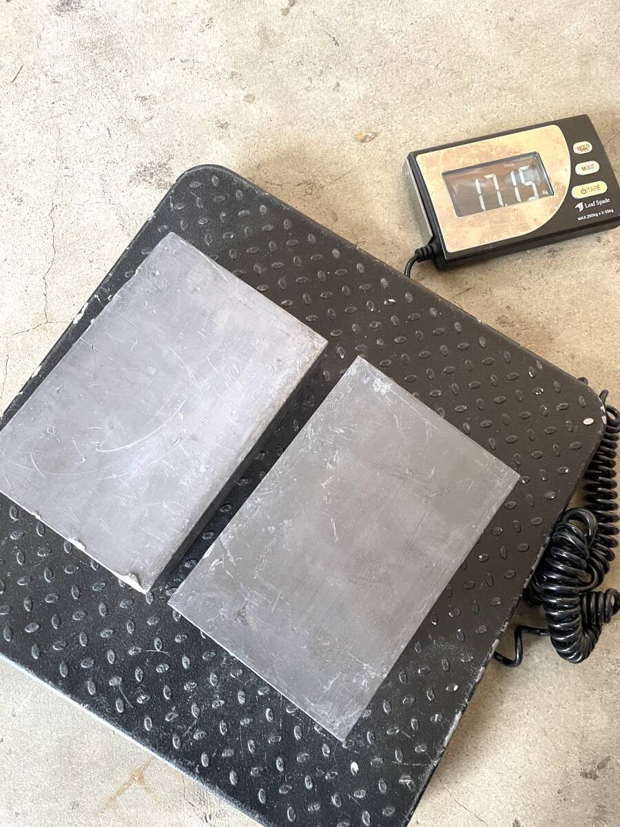 Yahoo!オークション - 鉛 塊 加工 塊 固まり 重石 【約17Kg】 2点 鉛塊...