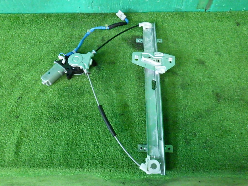 Yahoo!オークション - エレメント[YH2 2003年]フロント右レギュレータ...