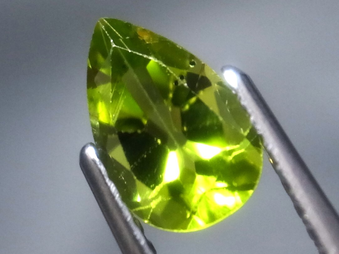 Yahoo!オークション - 0.85ct b 新品・天然ペリドット パキスタン産