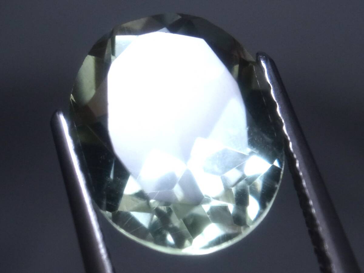 Yahoo!オークション - 3.61ct a 新品・天然グリーンアメシスト ブラジ...