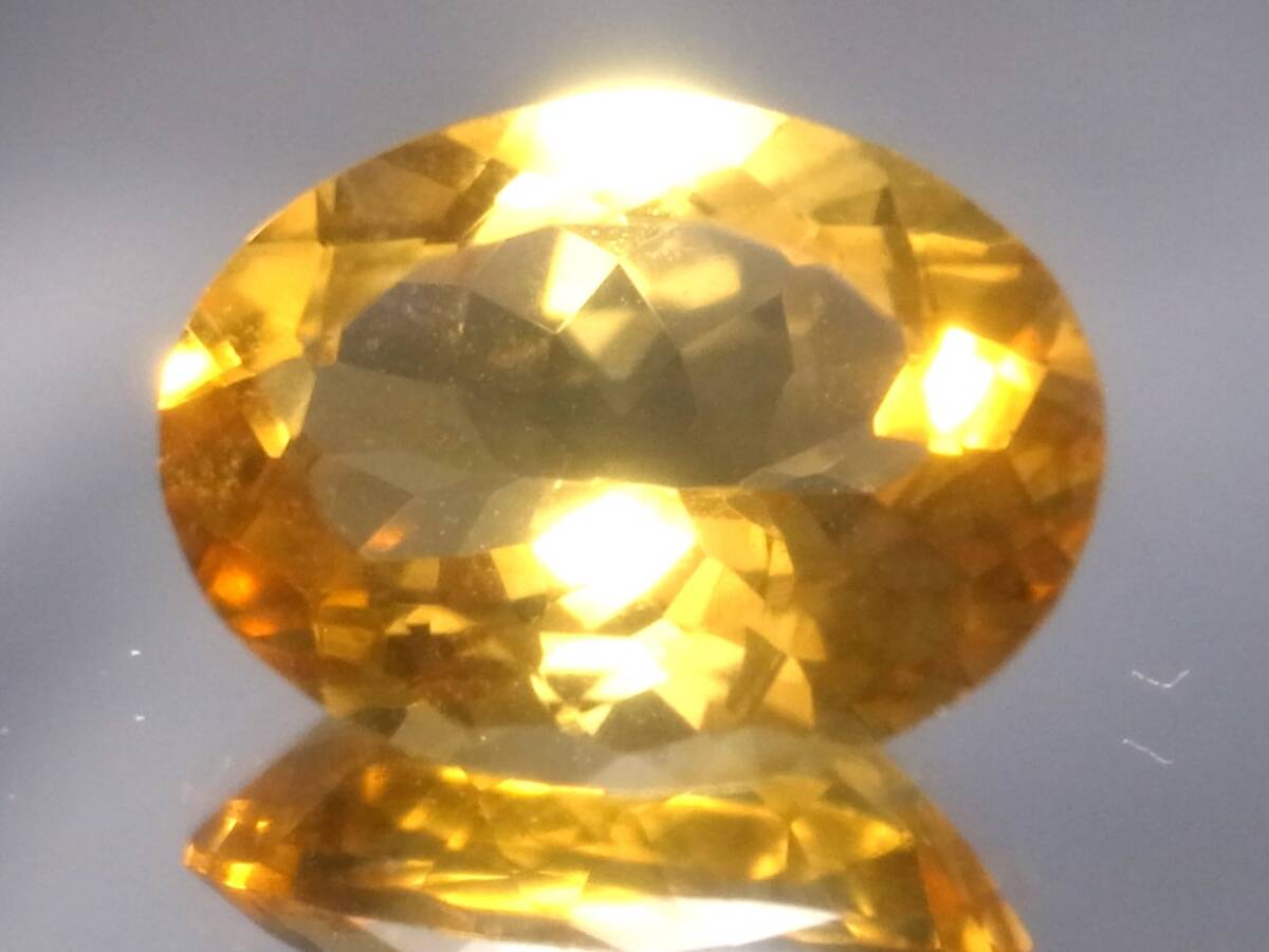 Yahoo!オークション - 4.08ct 新品・ギラギラの凄いテリ・天然シトリン...