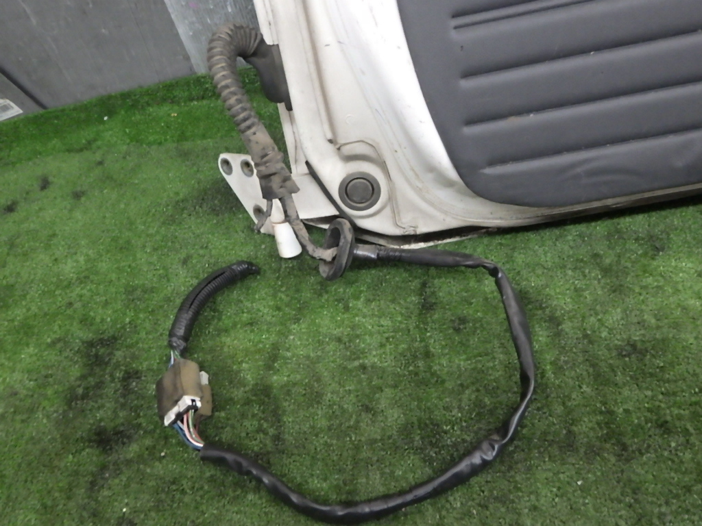 Yahoo!オークション - 売り切り KC-V46V パジェロ W09 M213 バックドア...