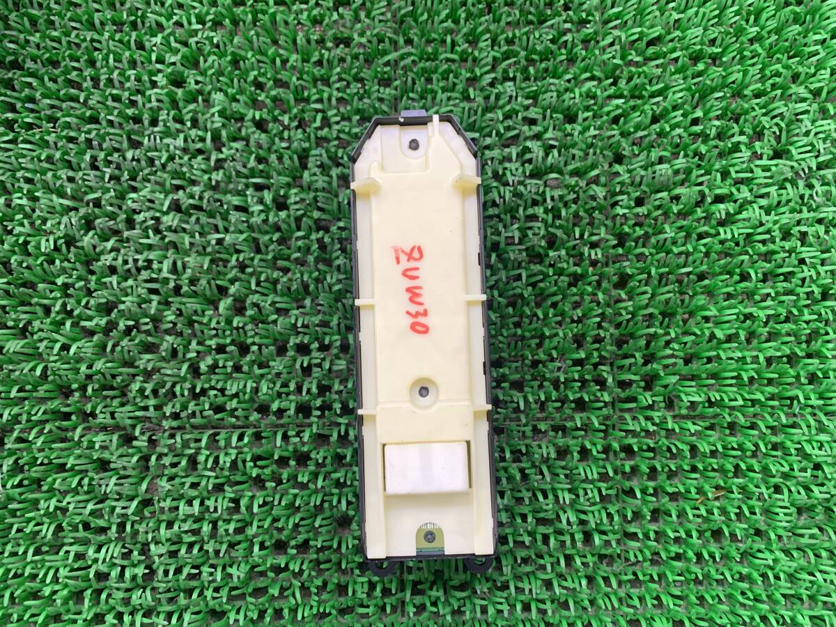 Yahoo!オークション - 即決値段 動作OK Z15-10トヨタ 30 プリウス ZVW3...