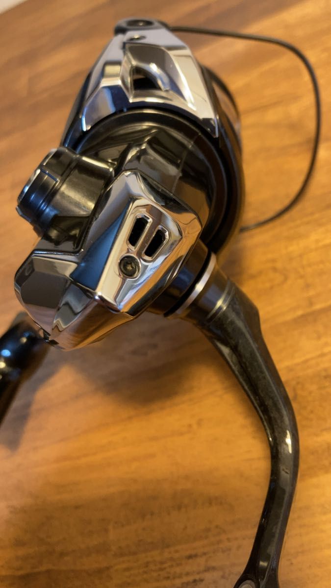 シマノ リール ヴァンキッシュ 23 4000MHG 美品 本体 VANQUISH シマノ リール ヴァンキッシュ 23 4000MHG 美品 本体 VANQUISH