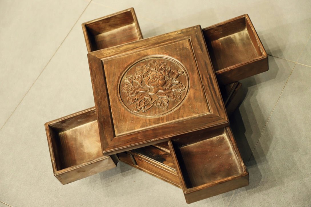 Yahoo!オークション - 渡鶴羽 P147清時代 黄花梨機關宝盒 黄花梨木細...