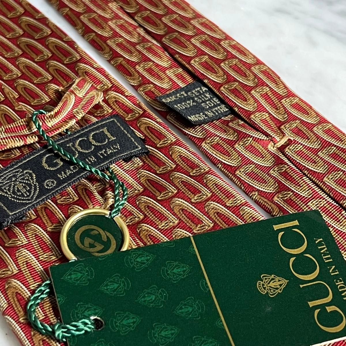 GUCCI ネクタイ レッド GGロゴ タグ付き オールドグッチ|Yahoo GUCCI ネクタイ レッド GGロゴ タグ付き オールドグッチ|Yahoo