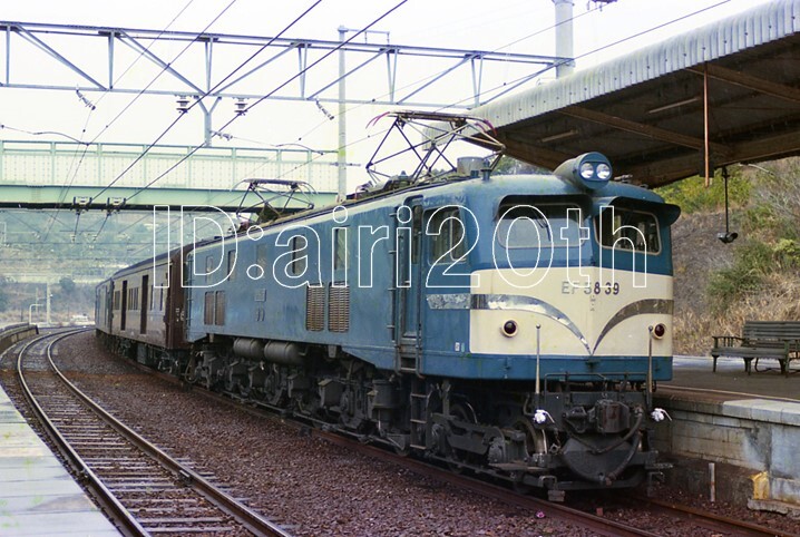 Yahoo!オークション - C0104-3【古い 鉄道 ネガフィルム】35mm 5コマ ...