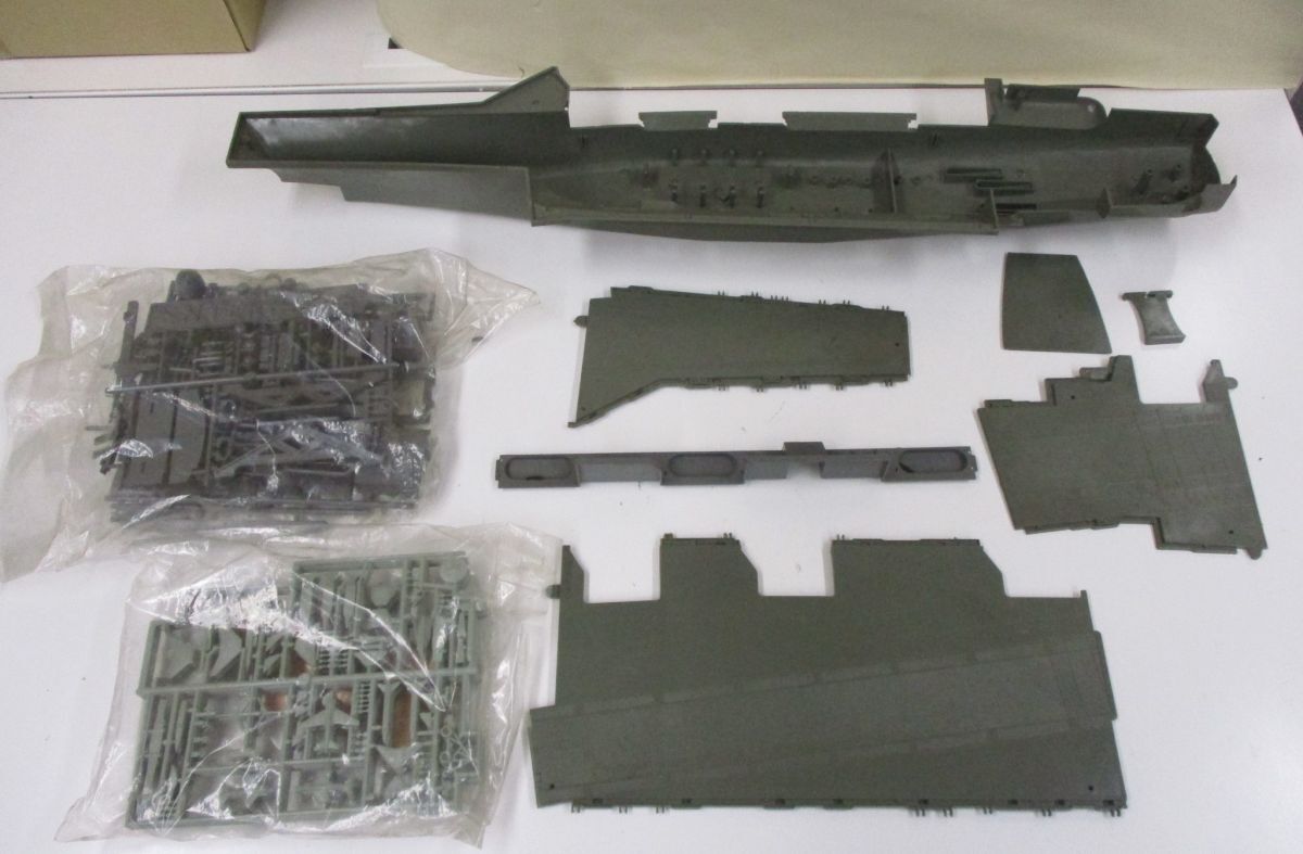 Yahoo!オークション - #w23【梱140】日本ホビー CVA-65 エンタープライ...