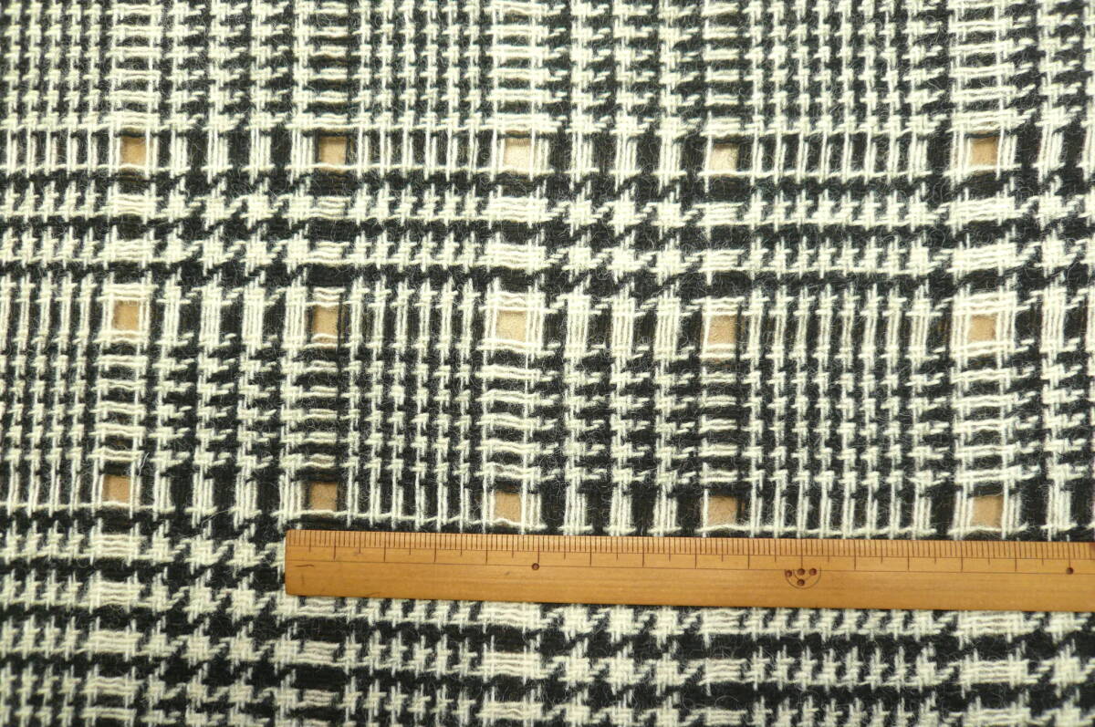 Yahoo!オークション - c239・ウール/麻混・黒/キナリ3m・グレンチェッ...