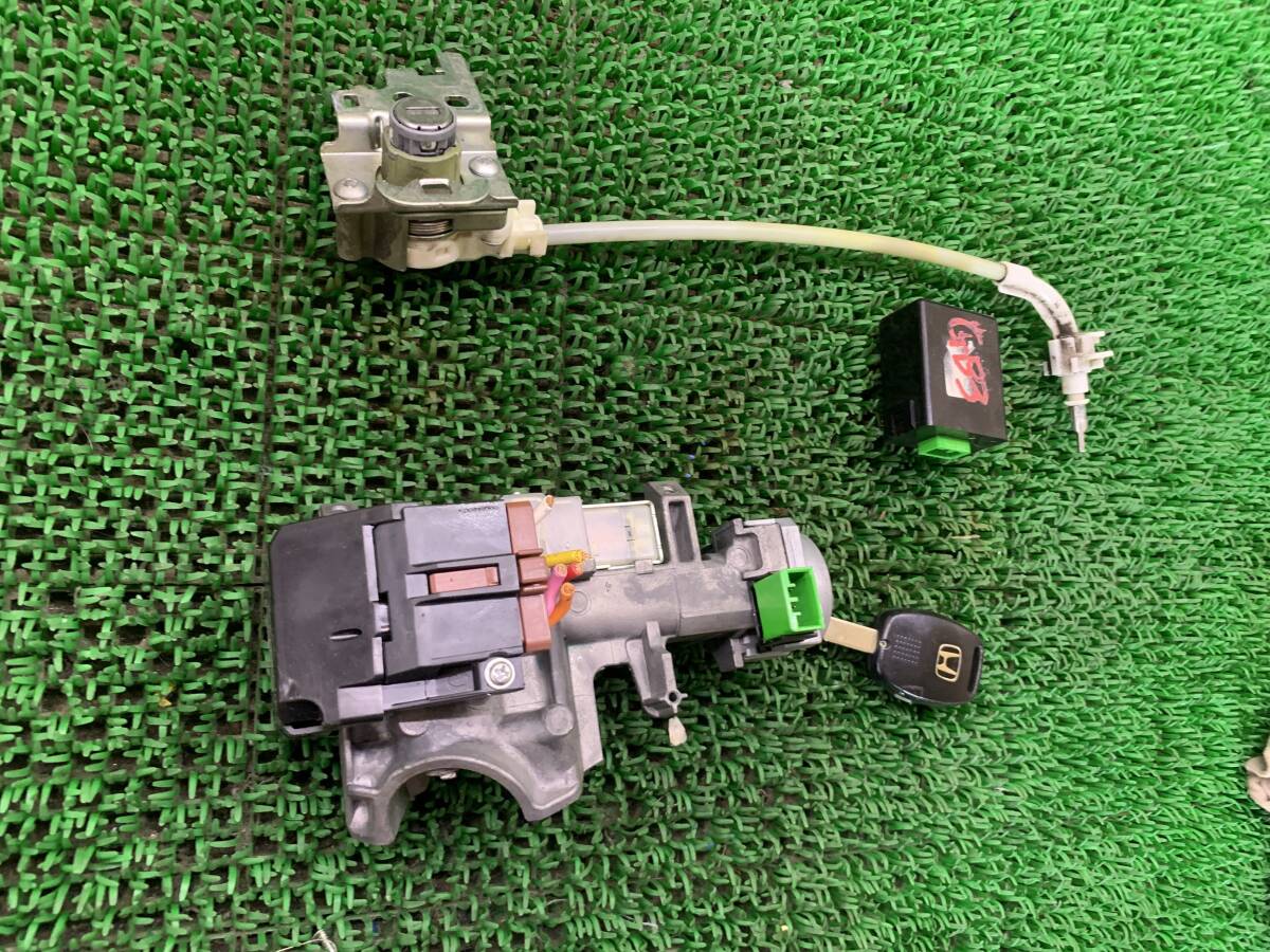 Yahoo!オークション - 即決値段 動作OK M2-2 ホンダ フリード GB3 純...