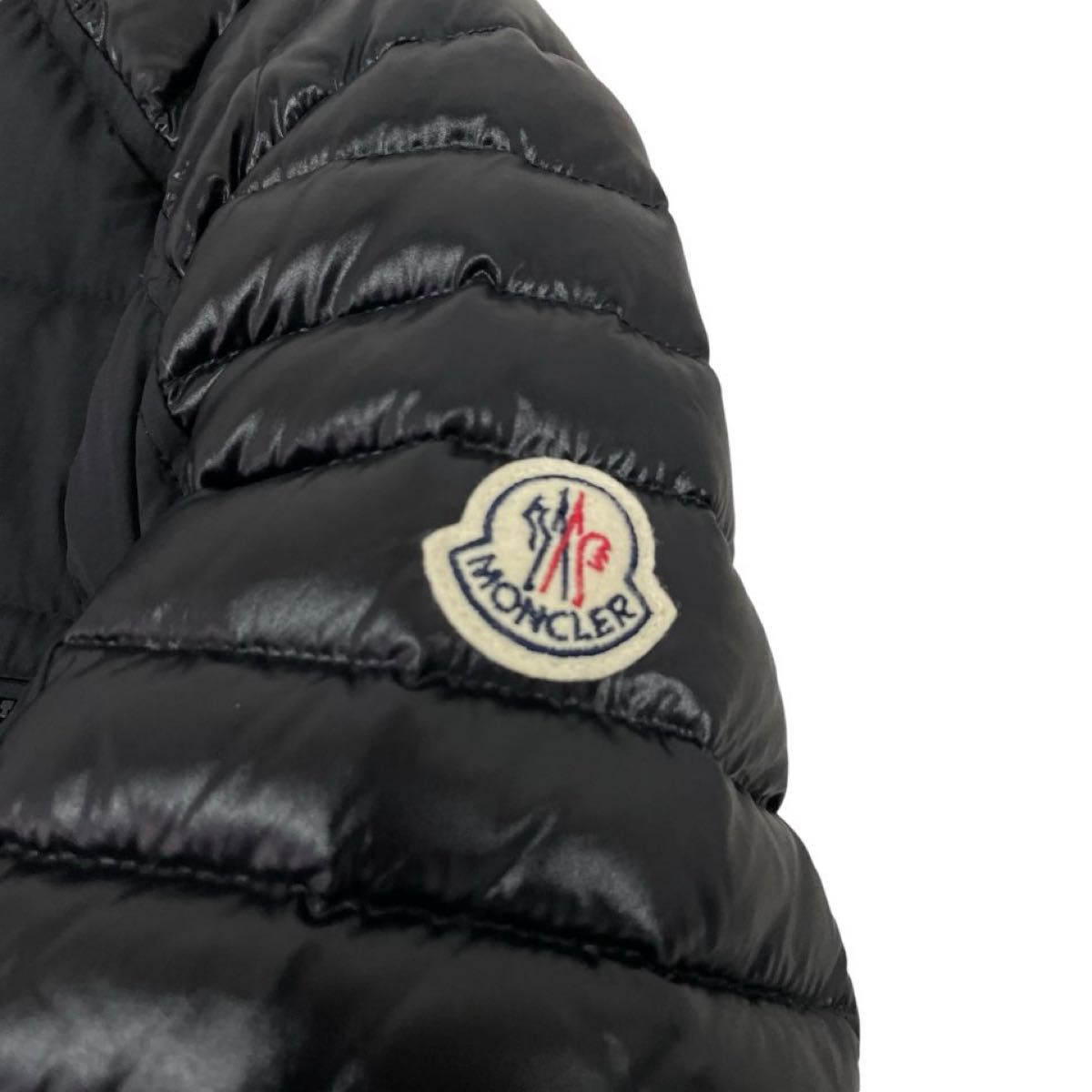 MONCLER モンクレール ダウンジャケット ライダース ロゴ サイズ MONCLER モンクレール ダウンジャケット ライダース ロゴ サイズ