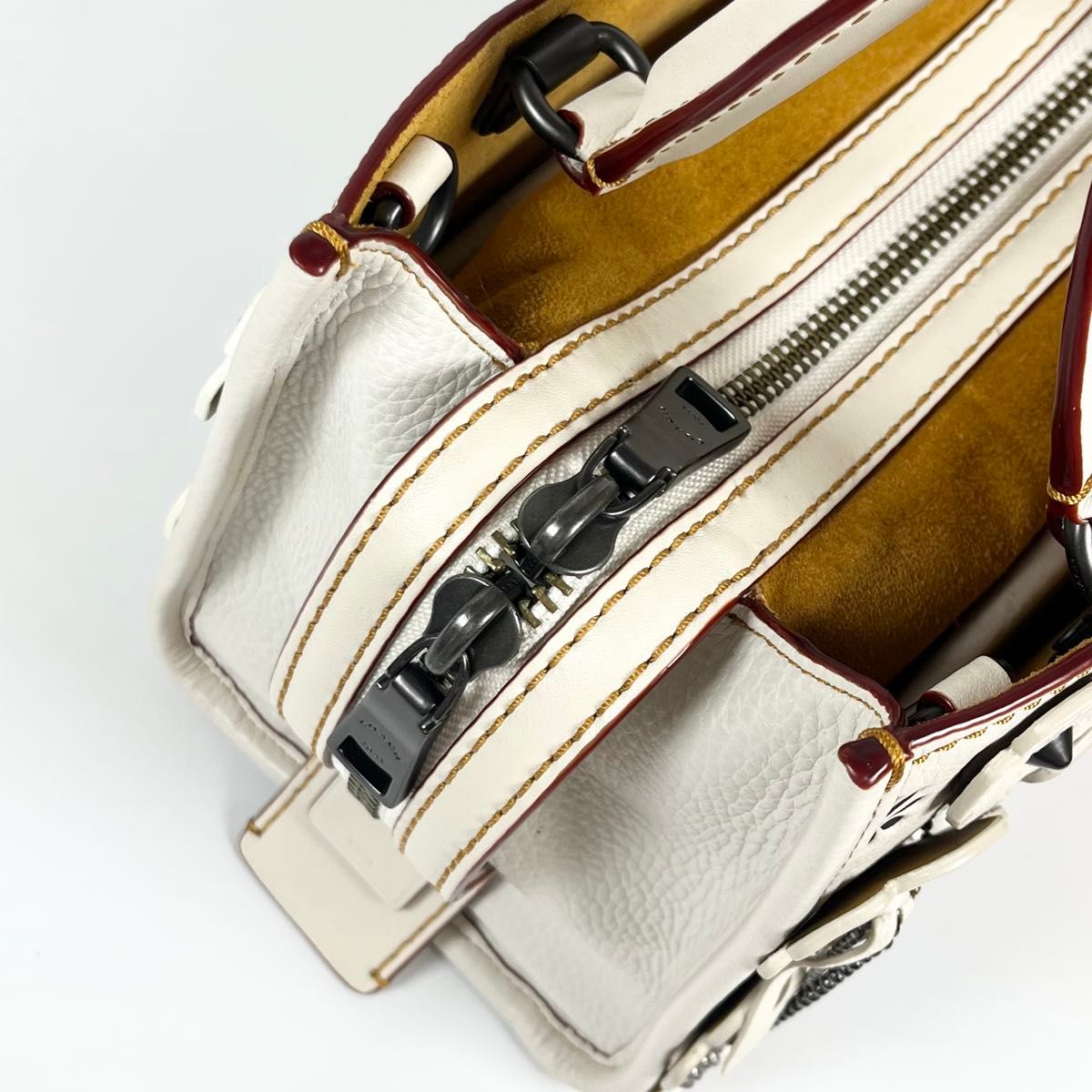 美品】COACH コーチ 2way ショルダー ハンドバッグ ティーローズ 美品】COACH コーチ 2way ショルダー ハンドバッグ ティーローズ