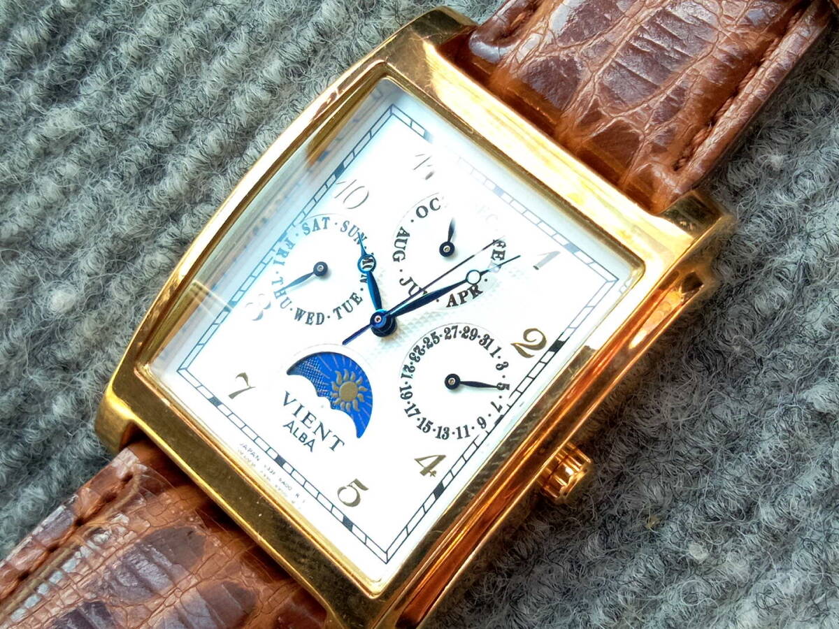 美品訳あり SEIKO ALBA アルバ ヴィエント VIENT トリプル 美品訳あり SEIKO ALBA アルバ ヴィエント VIENT トリプル