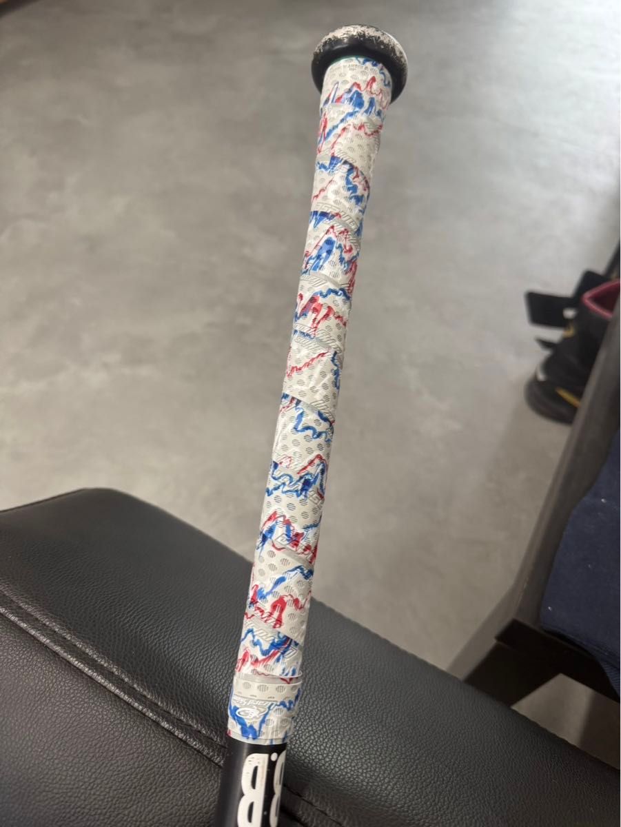 marucci 一般軟式 赤ワニクラッシャー ミドルバランス 84cm710g marucci 一般軟式 赤ワニクラッシャー ミドルバランス 84cm710g