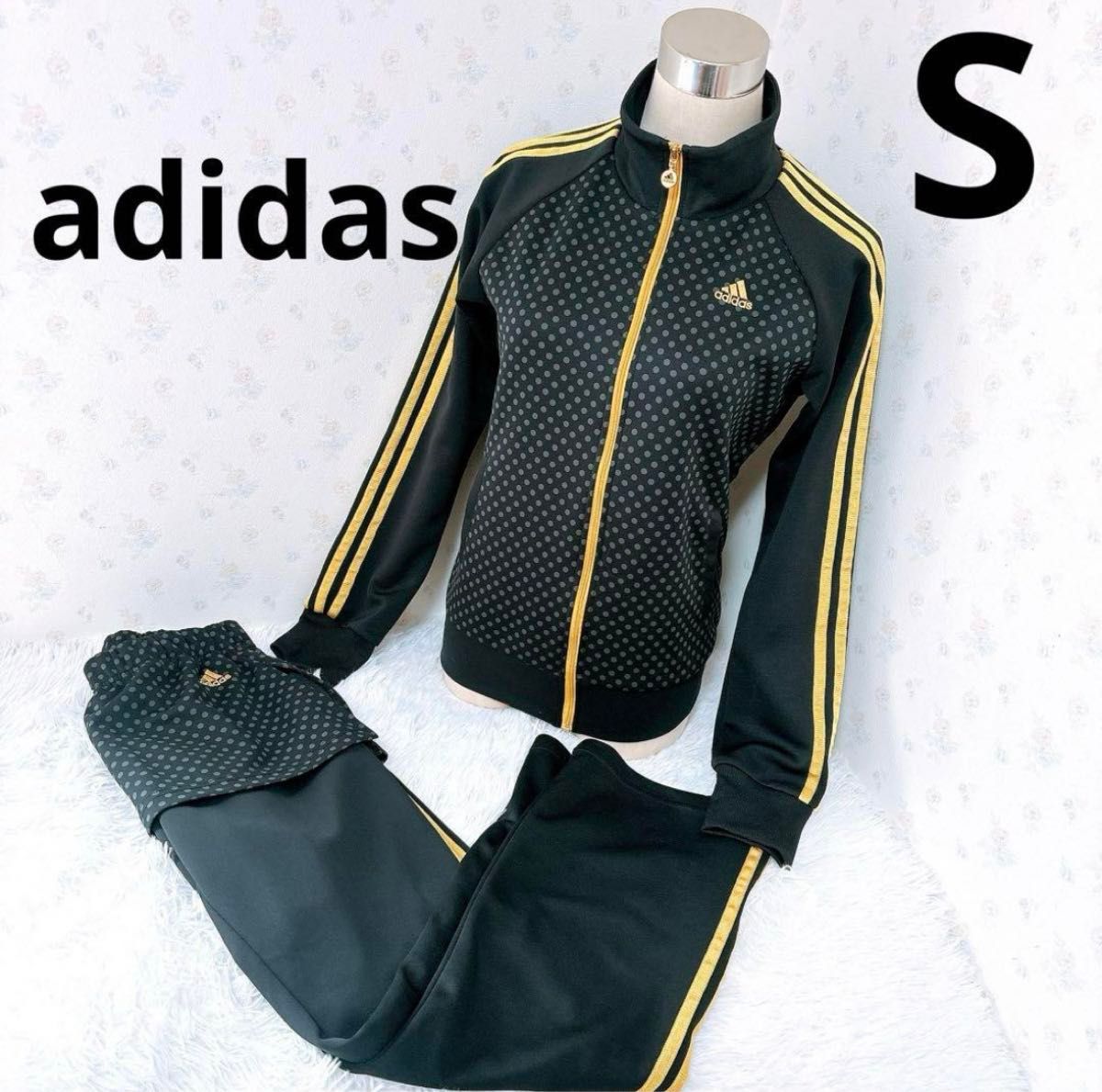 adidas】ジャージ 上下セット セットアップ ドット柄 スカート adidas】ジャージ 上下セット セットアップ ドット柄 スカート