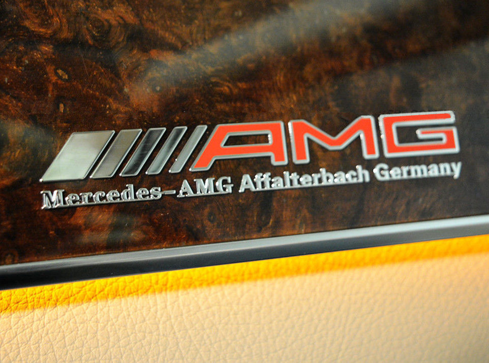 新着 限定 NEW デザイン AMG アルミ エンブレム レッド ダッシュボード CLA45 C63 E63 CLS63 S63(メルセデス・ベンツ)｜売買されたオークション情報、yahooの ...