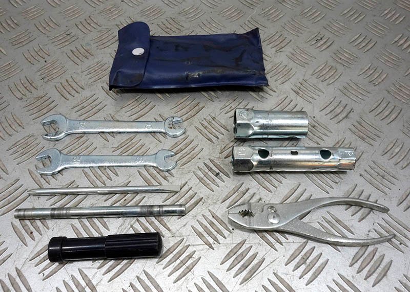 Yahoo!オークション - スーパーカブ90 HA02 車載工具 k09-25s6