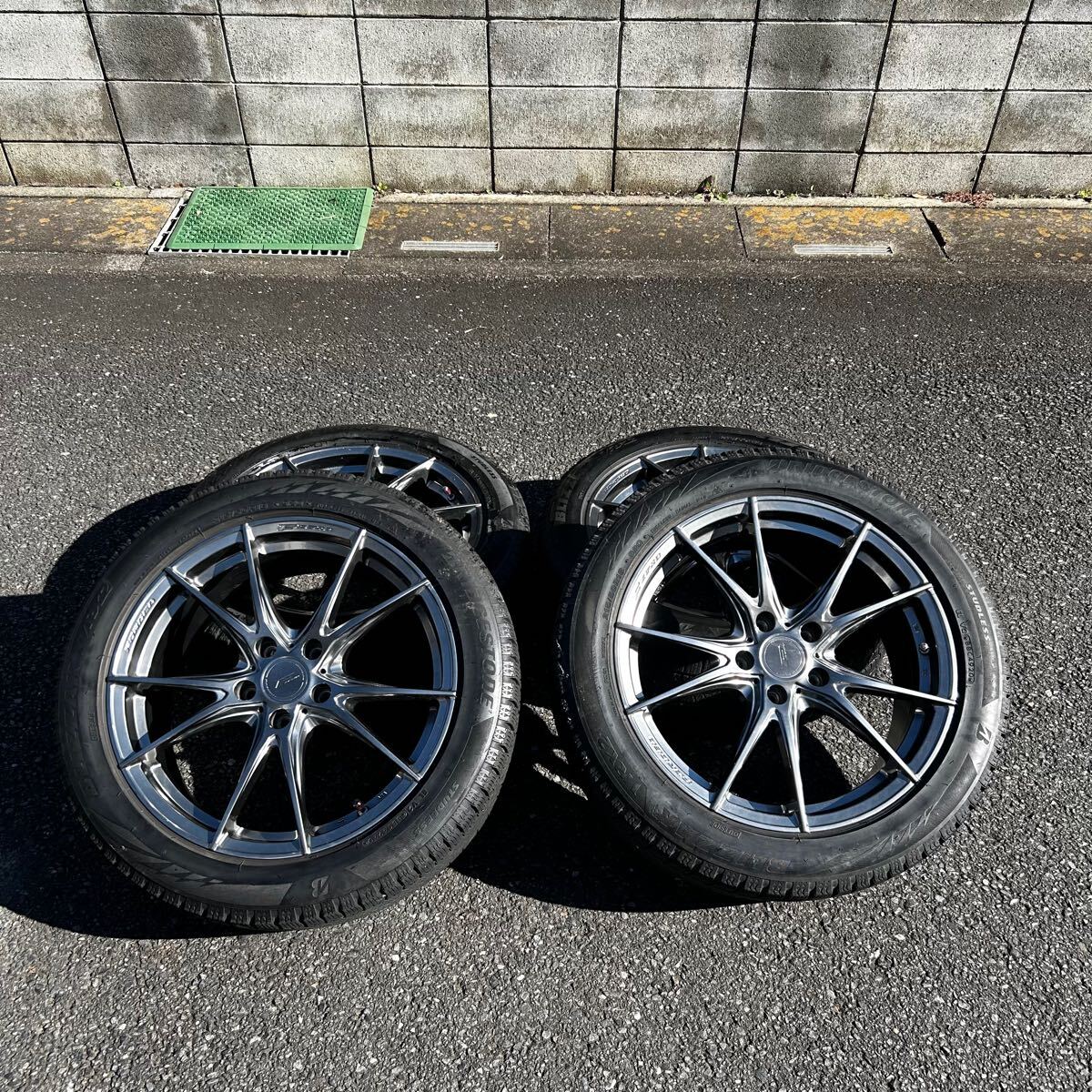 BLIZZAK VRX2 ホイール付き 2020年製 18インチ 7.5J+48 PCD114.3 5h スタッドレス アルミホイール 国産車(スタッドレスタイヤ)｜売買されたオークション情報 ...