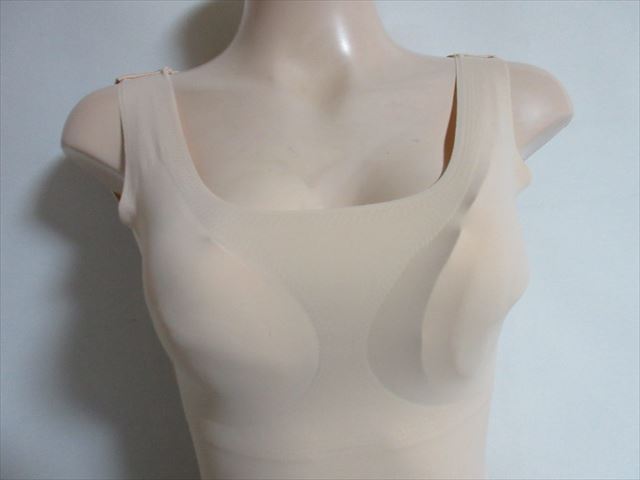 Yahoo!オークション - 2789 ≪L≫ 未着用 ツル完熟 カップ付き ボディシ...