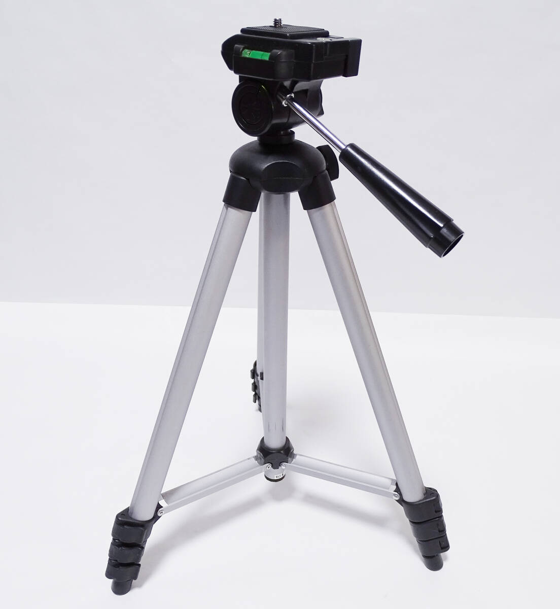 Yahoo!オークション - HAKUBA W312 アルミ製 4段三脚 中古 同梱可 VF ...