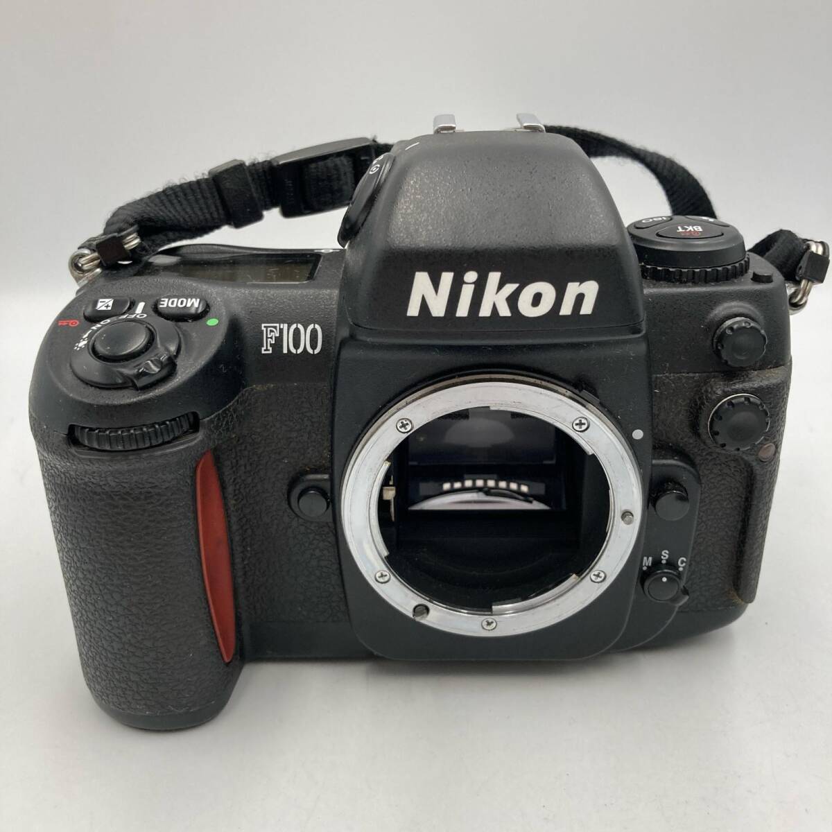 Yahoo!オークション - C394 Nikon ニコン F100 フィルムカメラ スピー...