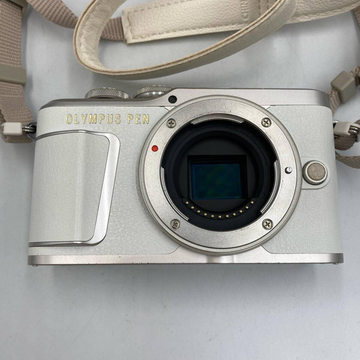 Yahoo!オークション - C477 オリンパス OLYMPUS PEN E-PL9 ホワイト デ...