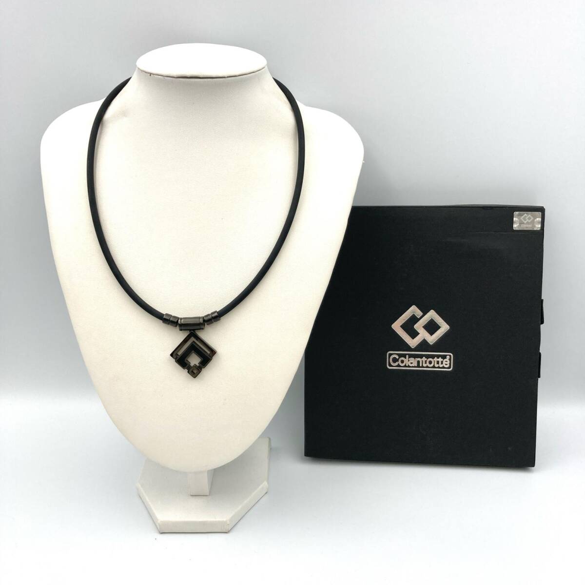 Yahoo!オークション - P574 コラントッテ Colantotte ネックレス 磁気...