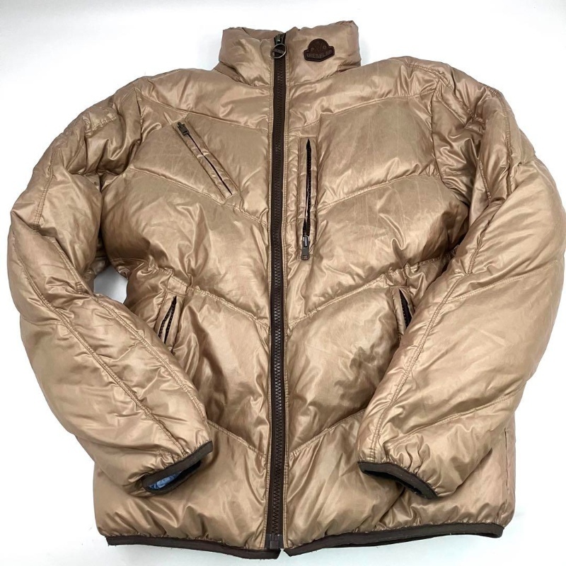 Yahoo!オークション - 極美品 ディーゼル 2244 DIESEL 肉厚 ダウン ジ...