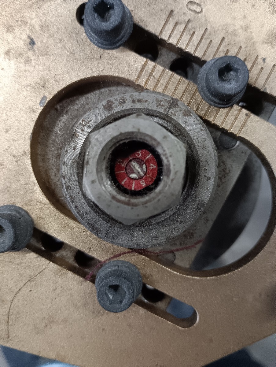 Yahoo!オークション - 日産 ニッサン ネジ式 車高調 スピンドル 100ピ...