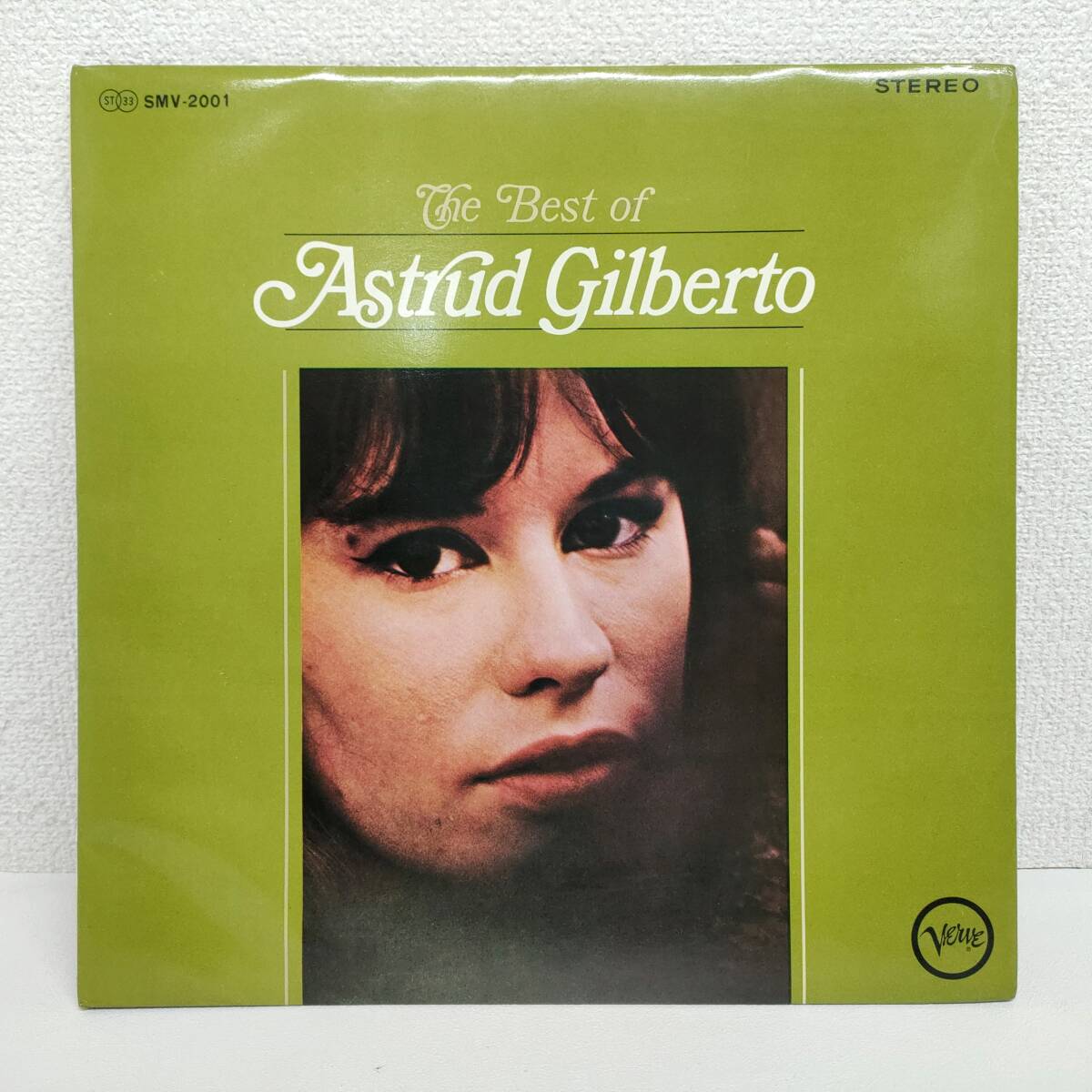 Yahoo!オークション - C09 LP The Best of Astrud Gilberto アストラッ...