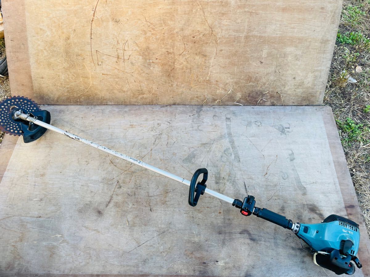 Yahoo!オークション - MEM2600L マキタ MAKITA 草刈機 刈払機 ループ...