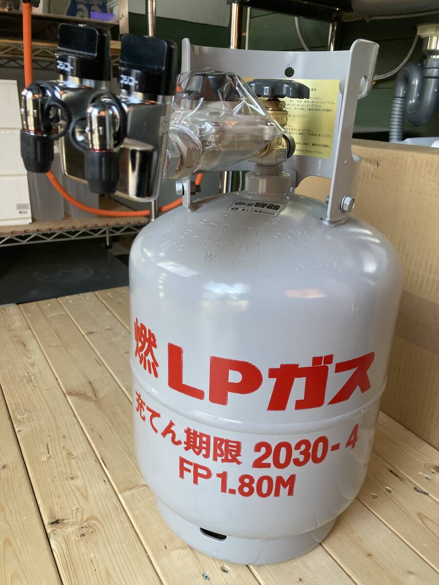 Yahoo!オークション - LPガス8kgボンベ美品 送料込