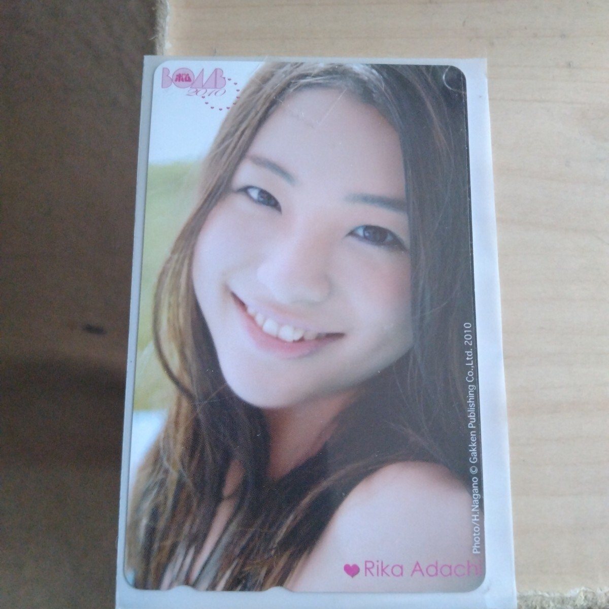 Yahoo!オークション - 足立梨花 BOMBテレカ3