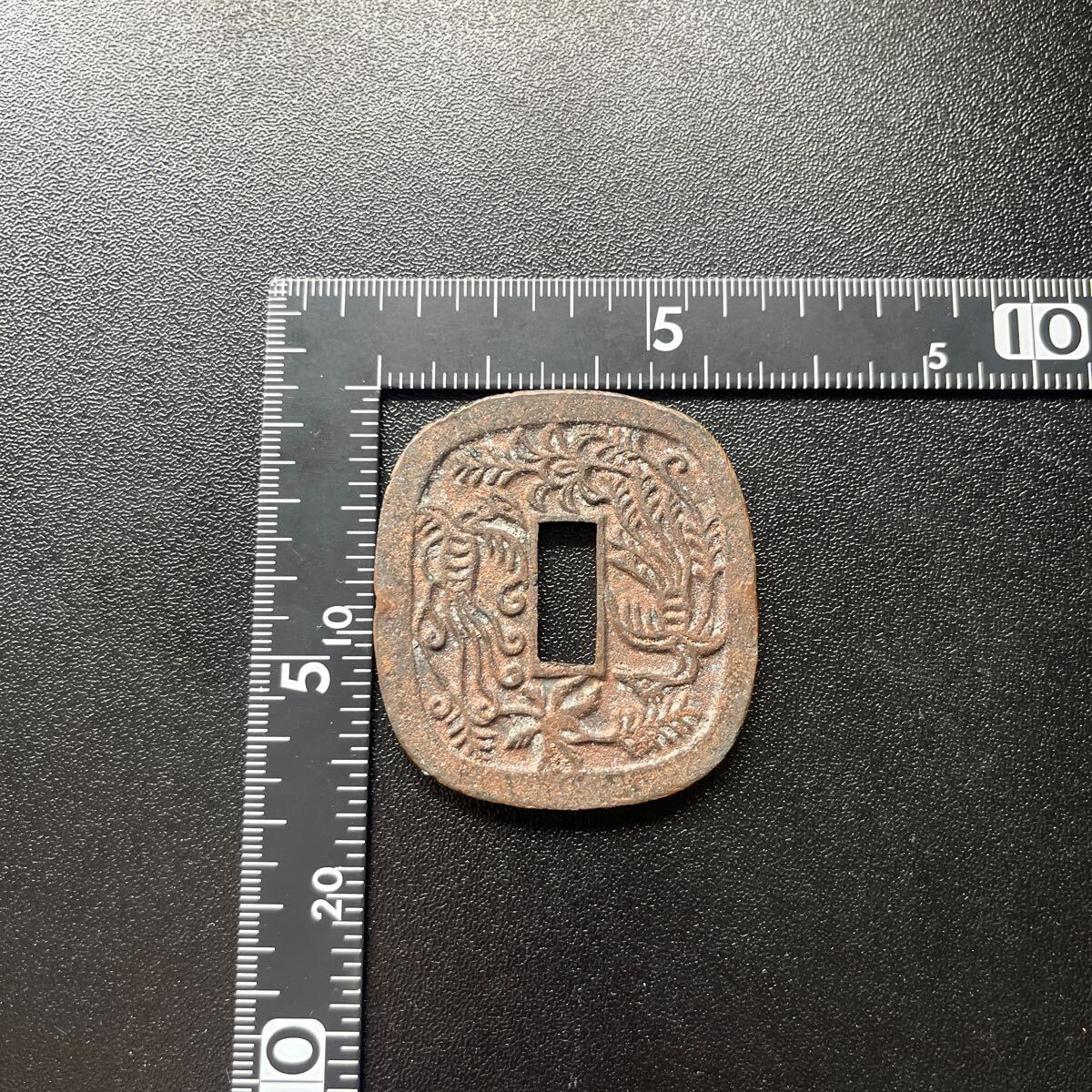 Yahoo!オークション - 古銭 秋田鍔銭 51g 江戸幕末期 鐔銭 絵銭 希少...