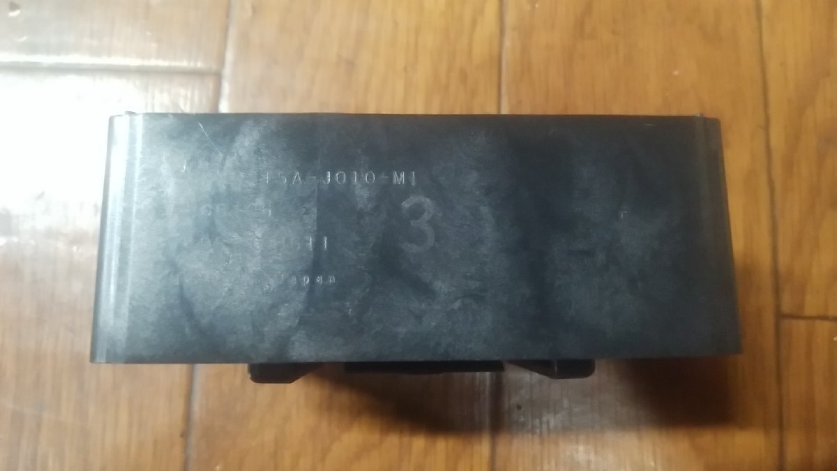 Yahoo!オークション - U#129 フィットHV DAA-GP5 2014年 サブリレー 38...