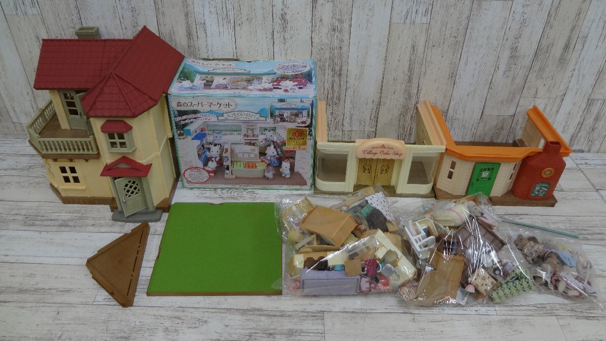 Yahoo!オークション - 062C シルバニアファミリー ハウス 小物 人形 ま...