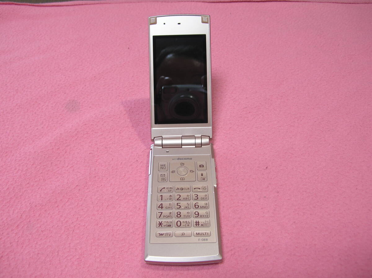 docomo FOMA F-08B 富士通/ガラケー 液晶シミ有り 判定 ジャンク扱い(携帯電話)｜売買されたオークション情報、yahooの商品情報をアーカイブ公開 - オークファン ...
